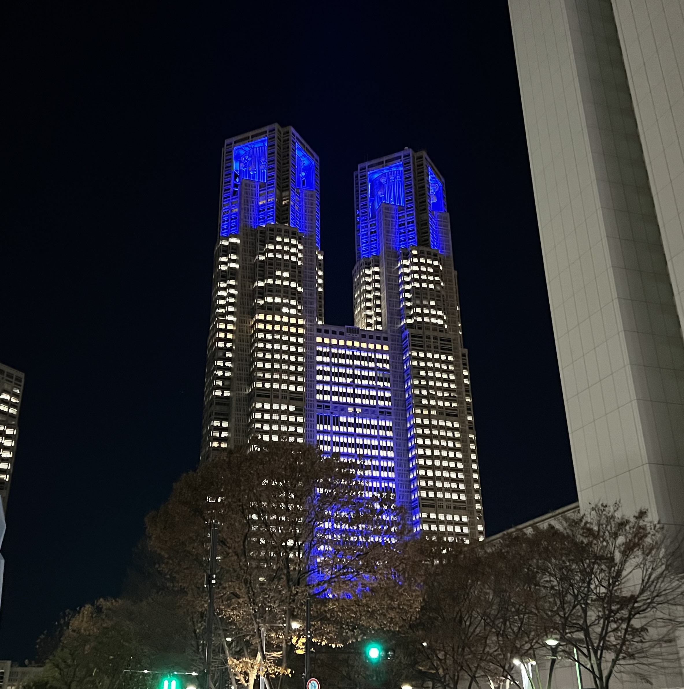 冬の買い物 | 株式会社HALZ＆社会保険労務士法人HALZ 採用サイト