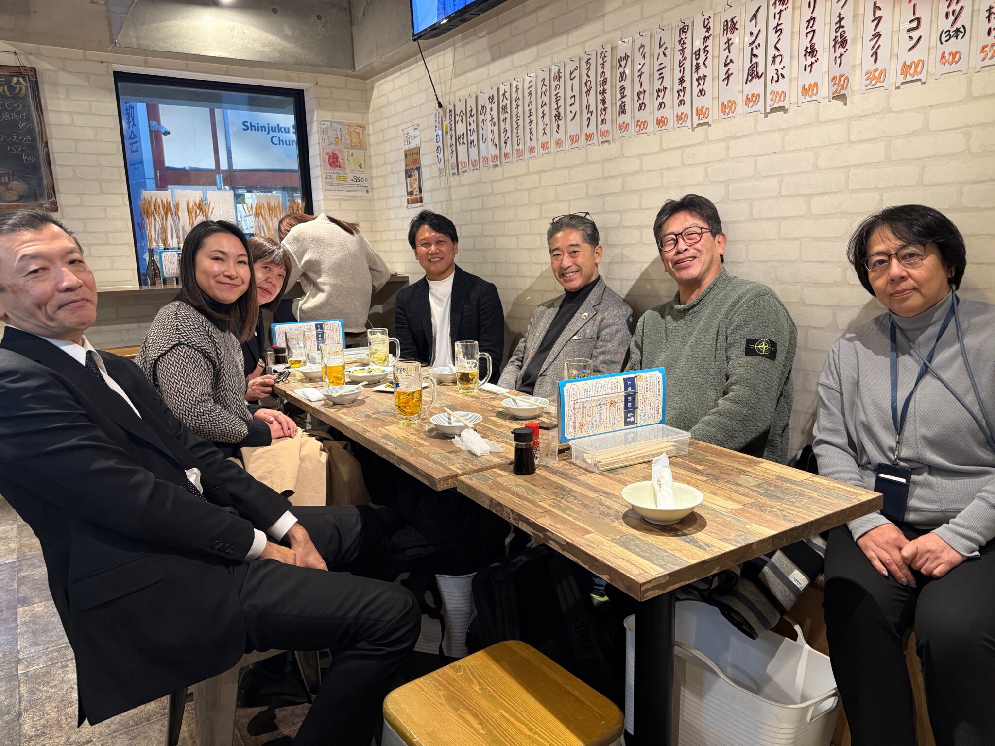 経営会議の熱気を胸に、今年最後の“いつもの！”へ | 株式会社HALZ＆社会保険労務士法人HALZ 採用サイト